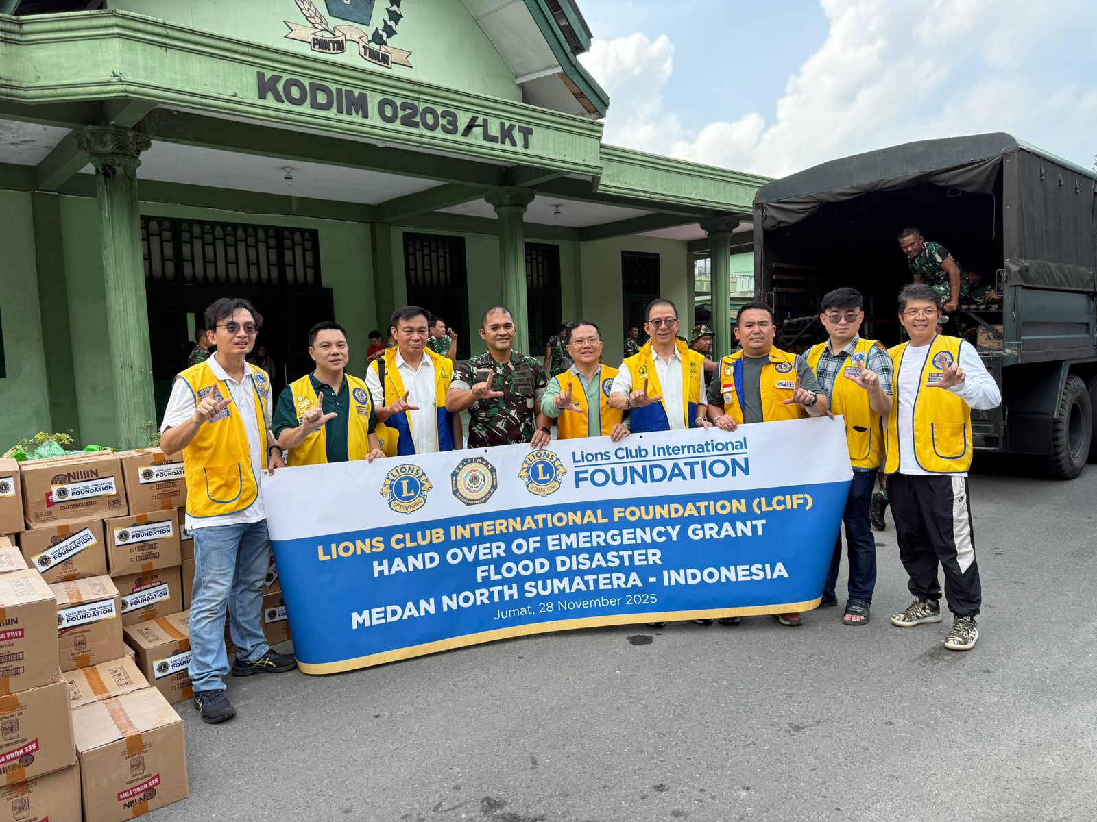 Update Penanganan Banjir Bandang & Longsor Sumut: Perkumpulan Lions ...